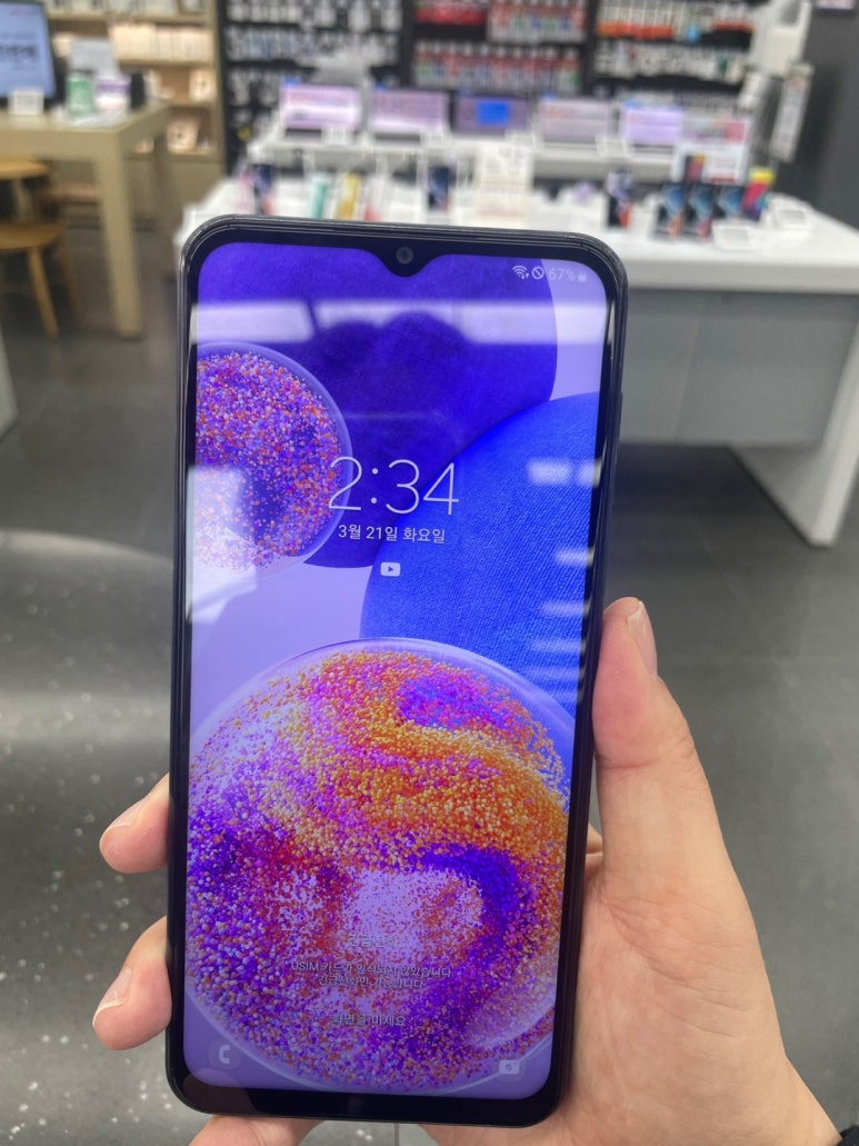 아이폰14-59만원 갤럭시 플립4 -49만원 삼성퀀텀3 -0원 삼성 S22 - 20만원 삼성 A23 -3만7천원