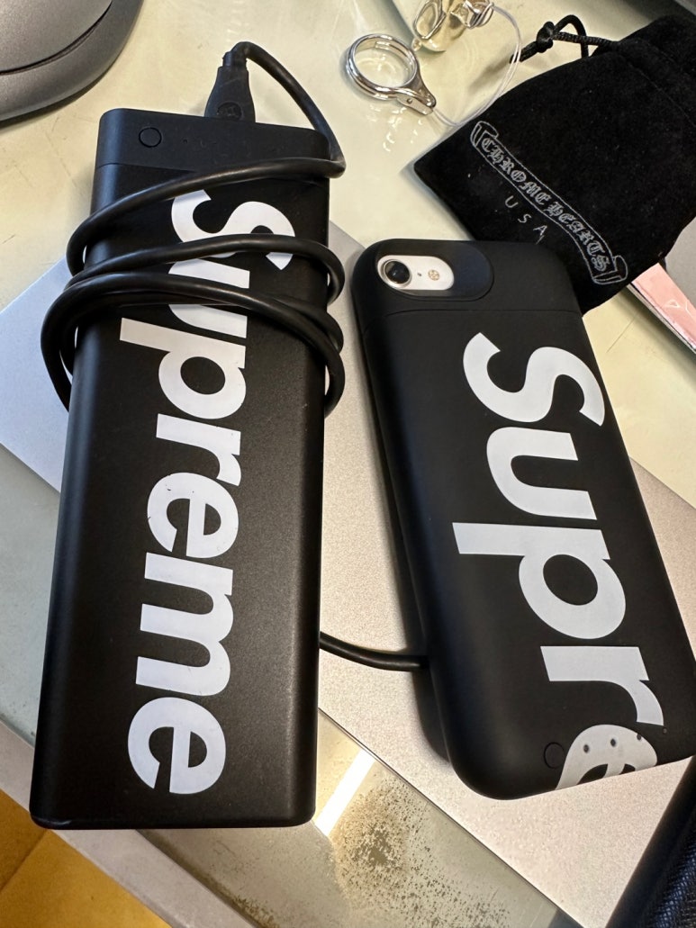 ☆Supreme juice pack air mophie/슈프림 모피 아이폰 보조배터리케이스 액세서리 리뷰★