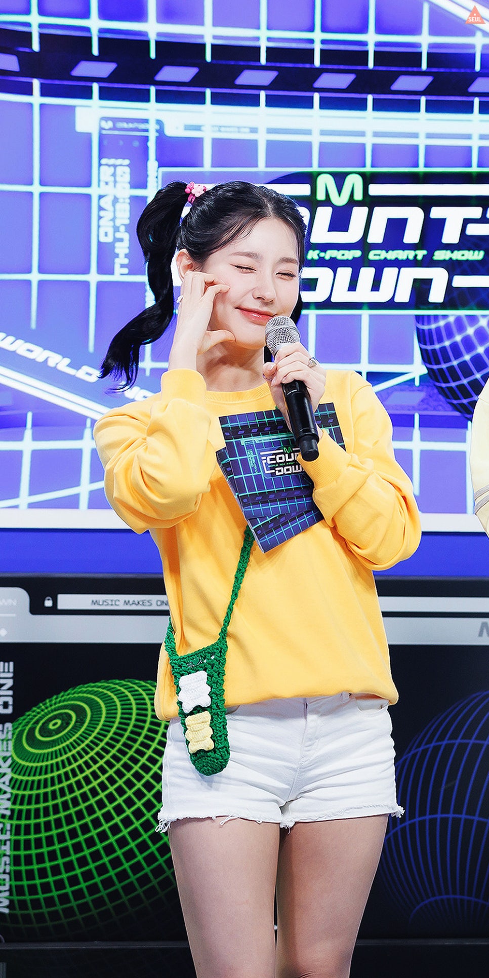 (여자)아이들 미연 엠카운트다운 MC #37 배경화면_by.슬짱