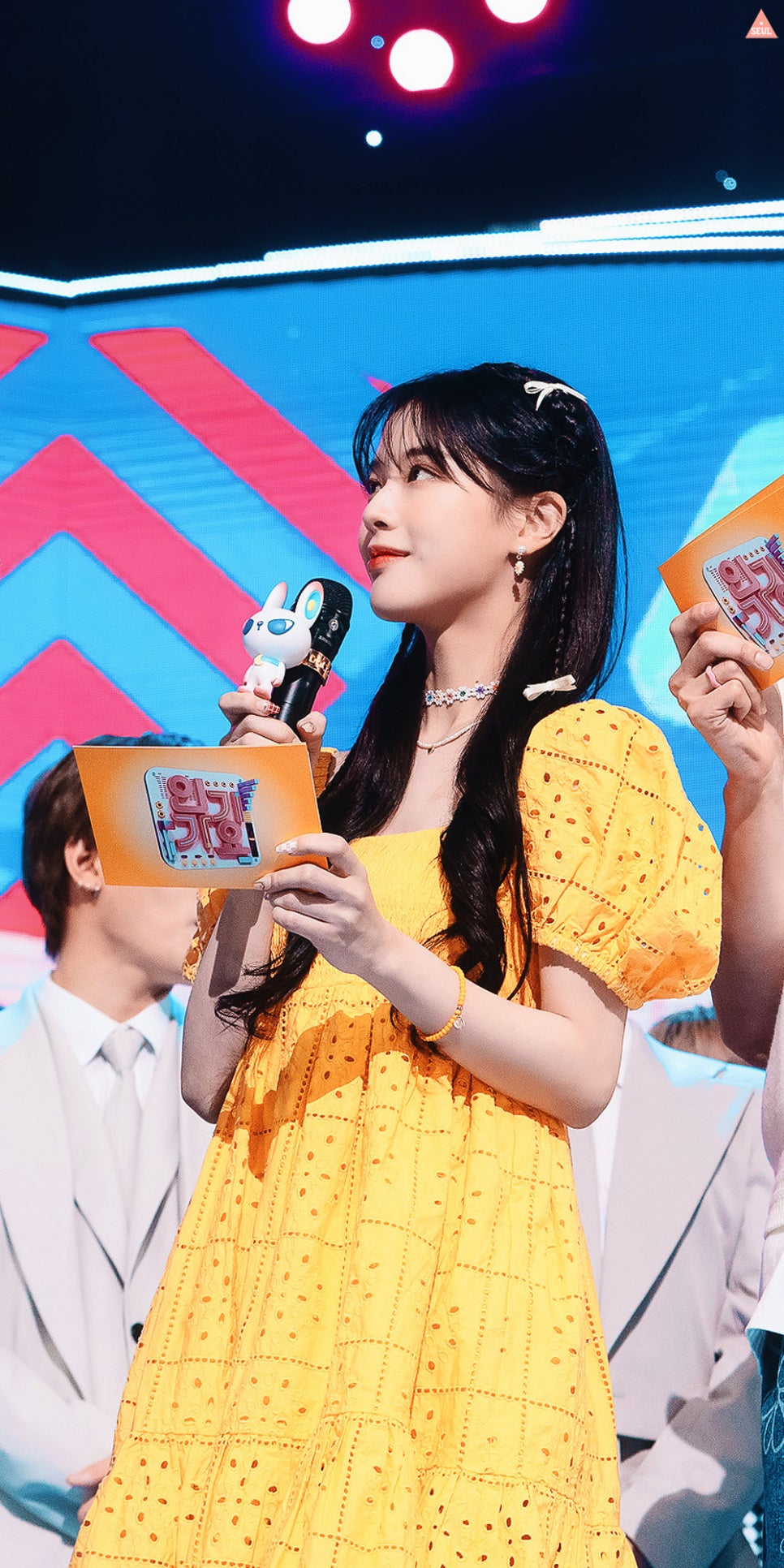 노정의 인기가요 MC #29 배경화면_by.슬짱