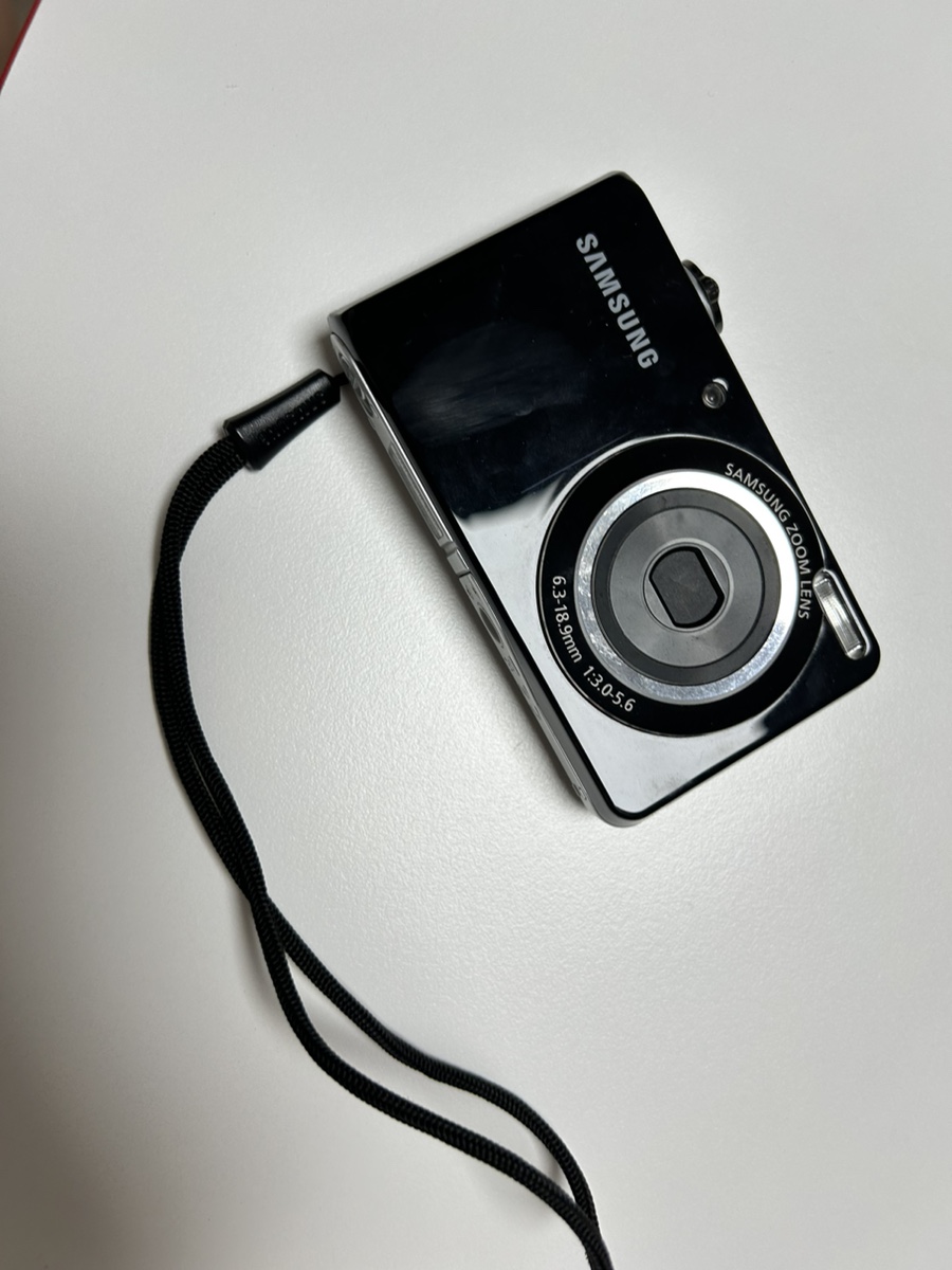 빈티지 디지털카메라 삼성 VLUU PL100 10년만에 아이폰14비교