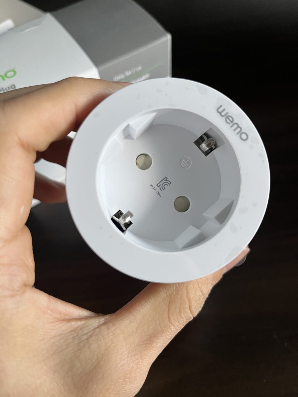 벨킨 WEMO 콘센트로 아이폰, 아이패드, 맥북 20-80 배터리 충전 자동화 하는 법